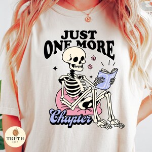 Just One More Chapter Svg Png,skeleton Reading Book Lover Quote Svg ...
