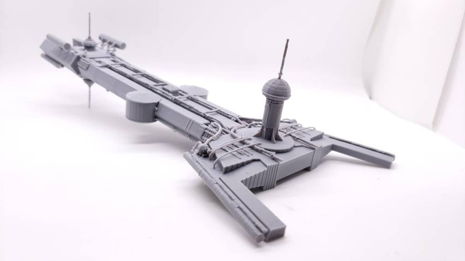 U.S.S. Cygnus 12 Model Kit Death Ship From the Black Hole Disney Movie ...