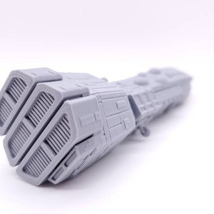 Dreadnaught-class Heavy Cruiser - 1", 3", 6" or 12" Model Kit Custom ...