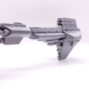 Starhawk-class Battleship - 1", 3", 6" or 9" Model Kit Custom ...