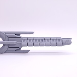 Quarian Cruiser - 1", 3", 6", 12" or 18" Model - Custom Spaceship Sci ...