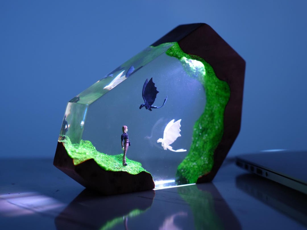 HTTYD Tooth.less Night Light – Dragon Resin Wood Lamp for Fantasy Room ...