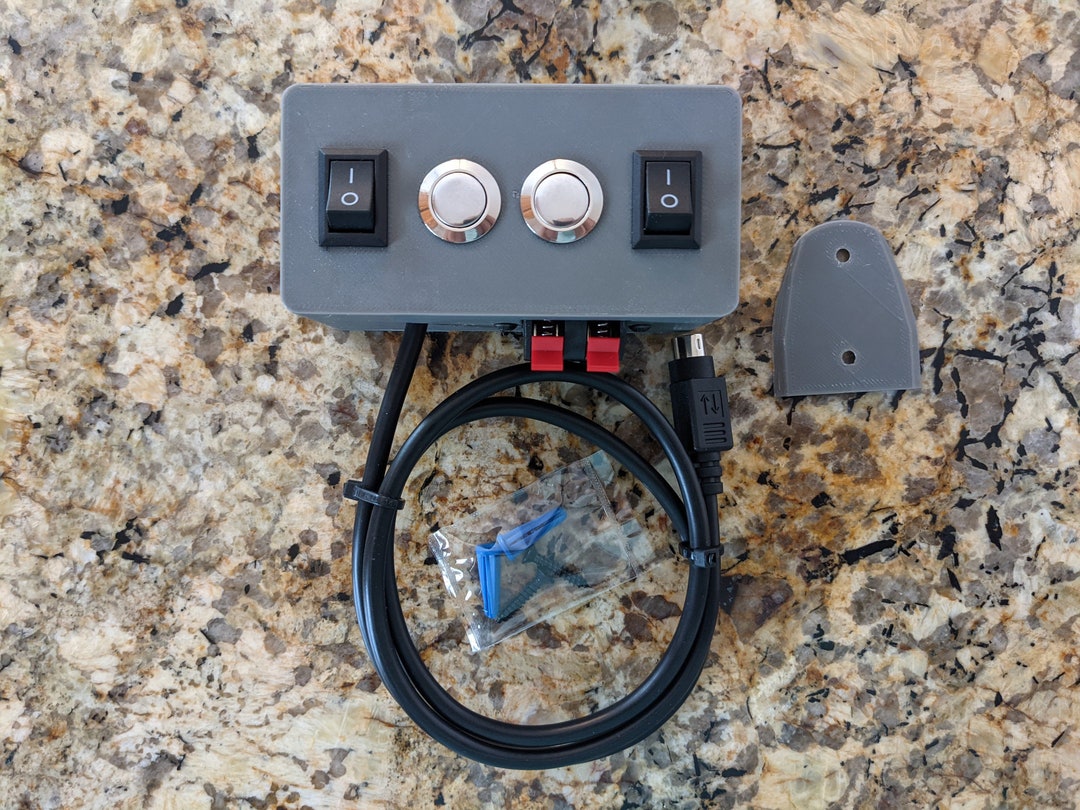 Customizable Apex Neptune Breakout Box 4 Switches 2 Push Release ...