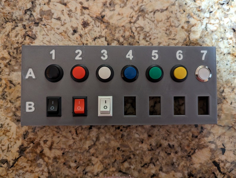 Customizable Apex Neptune Breakout Box 4 Switches 2 Push Release ...