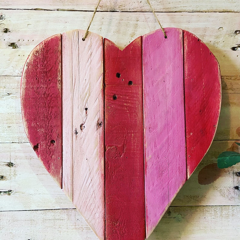 Heart Pallet Wall Art - Etsy
