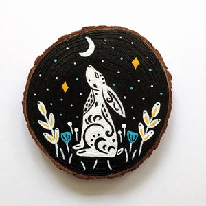 Moon Gazing Hare, Hanging Wood Slice, Moon Gazing Hare Art - Etsy UK