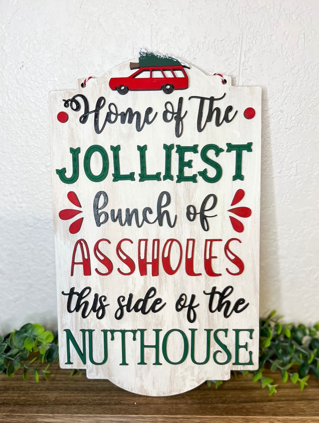 Home of the Jolliest Wooden Sign | National Lampoons Christmas Vacation ...
