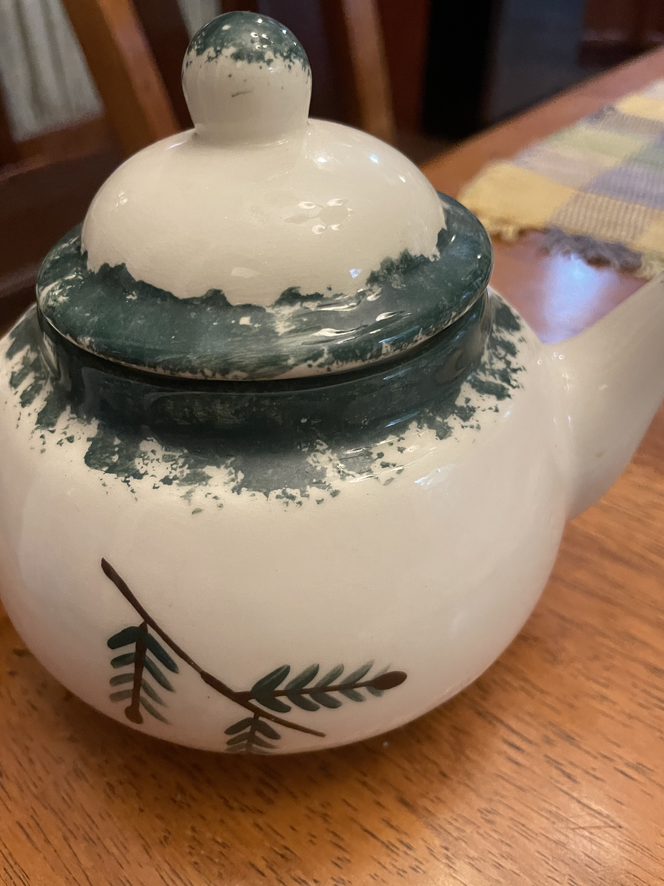 Winter Greenery Teapot, Christmas Teapot - Etsy