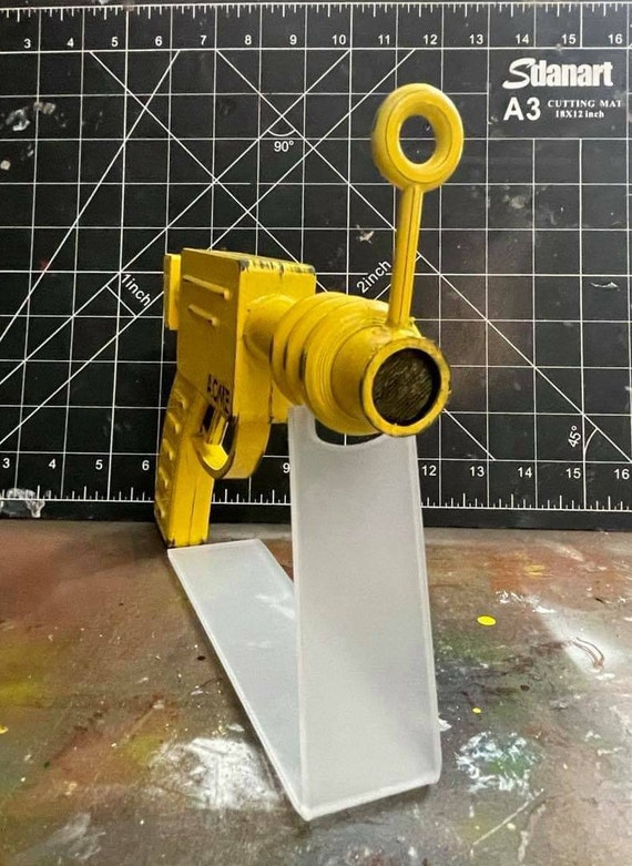 Marvin The Martian Ray Gun