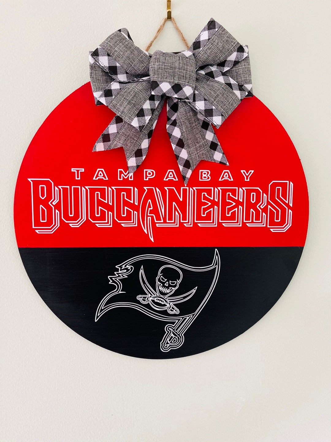Front Door Decor | Front Door Wreath | Tampa Bay Buccaneers | Door ...