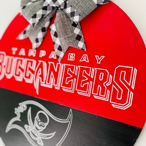 Front Door Decor | Front Door Wreath | Tampa Bay Buccaneers | Door ...