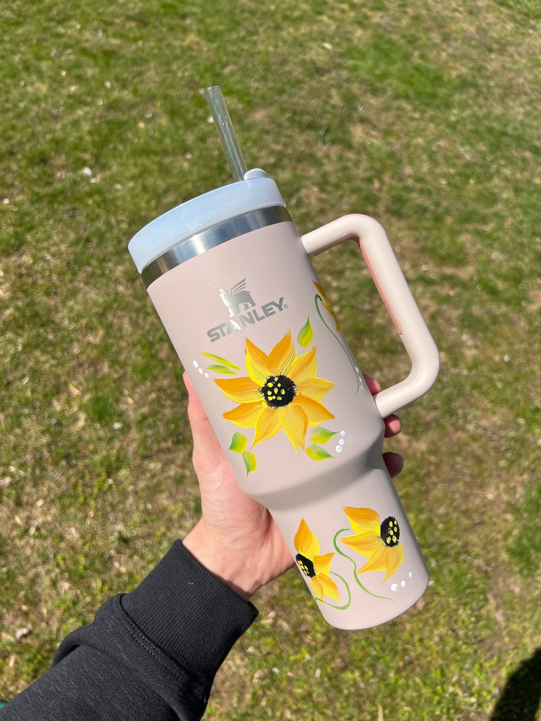 Painted Stanley 40oz Tan Tumbler With Sunflowers, Custom Water Bottle ...