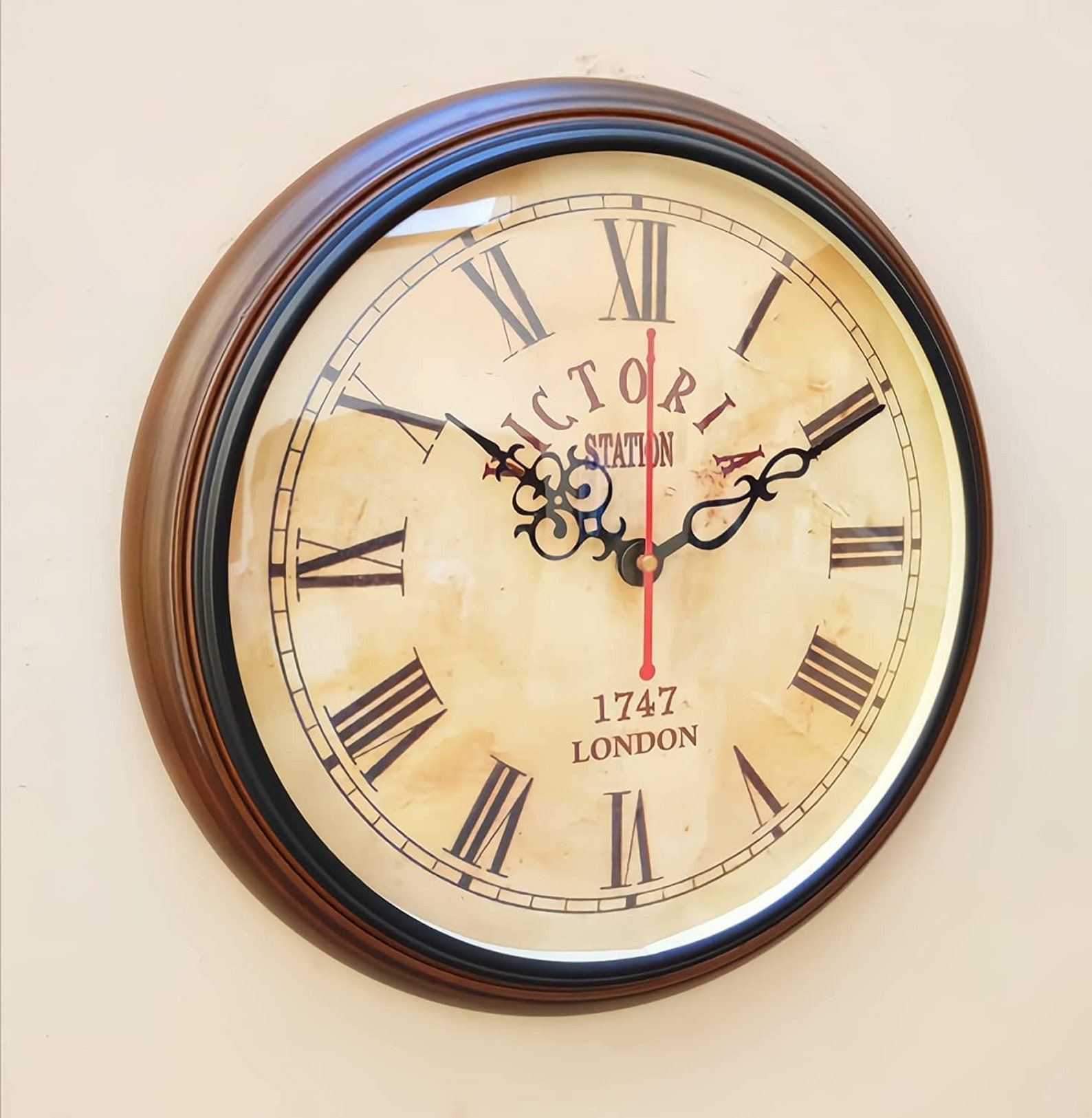 Wooden Wall Clock/vintage Round Clock/antique Style Decorative - Etsy
