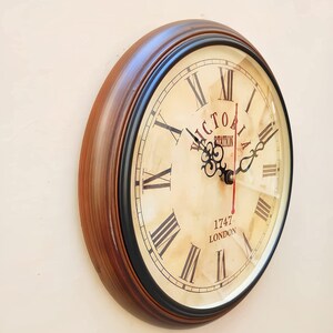 Wooden Wall Clock/vintage Round Clock/antique Style Decorative - Etsy