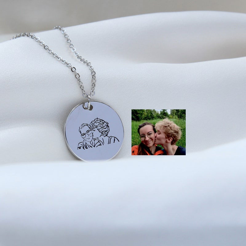 Drawing Necklace - Etsy