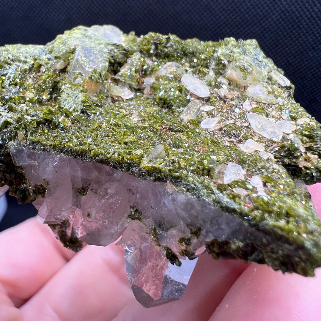 Forest Epidote on Quartz Crystals - Etsy