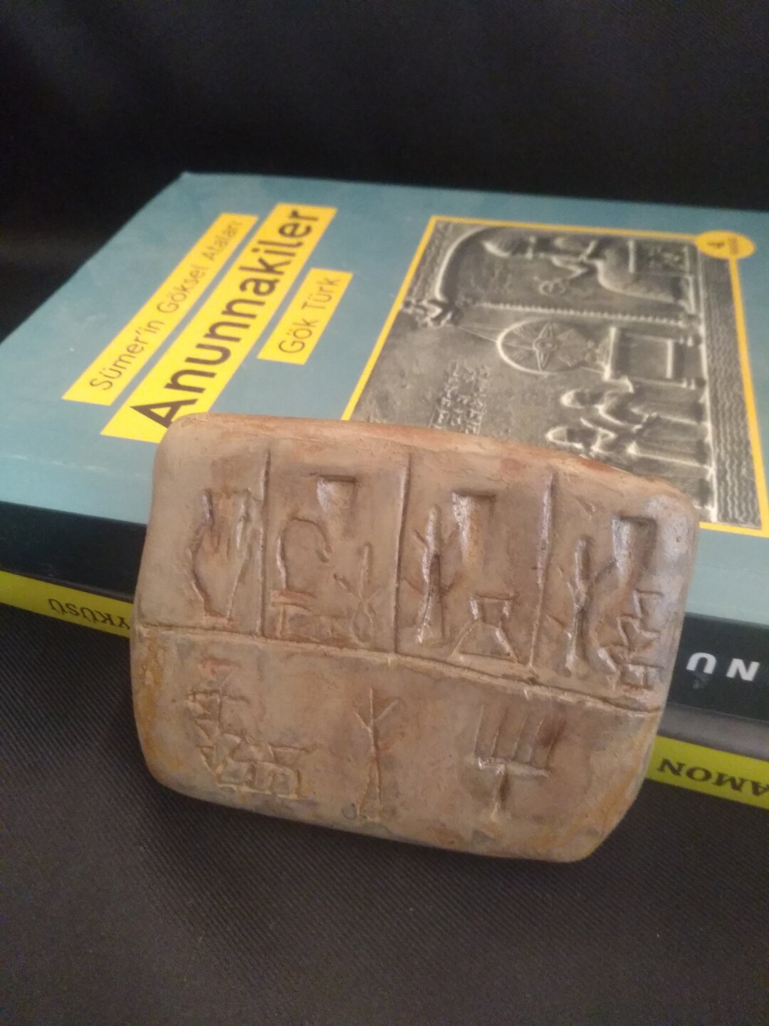 The Earliest Forms of Sumerian Script Refer to the Object (grain, Hand ...