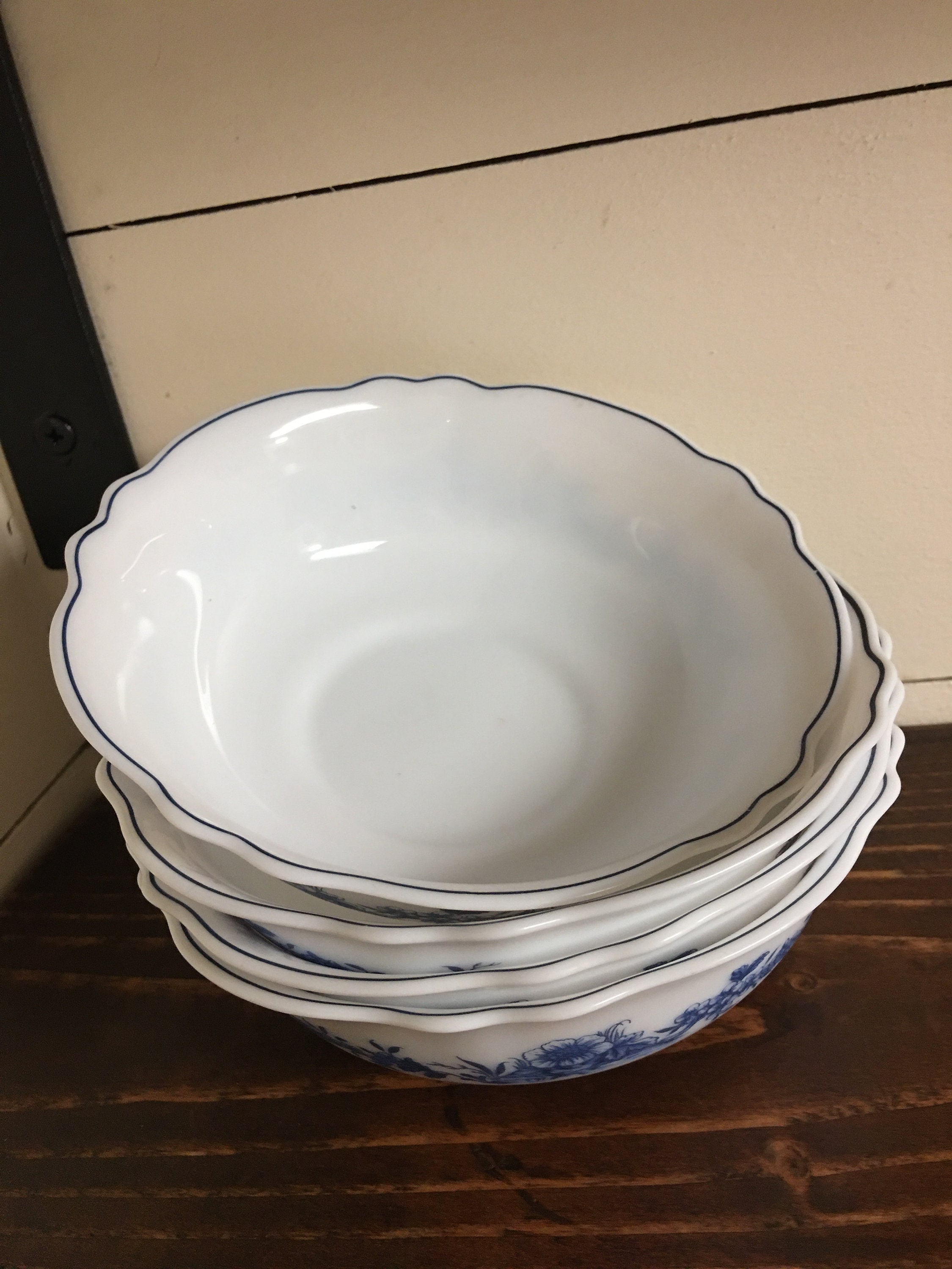 Arcopal Bowls Set of 4 Vintage Arcopal France Kalinka Pattern Blue ...