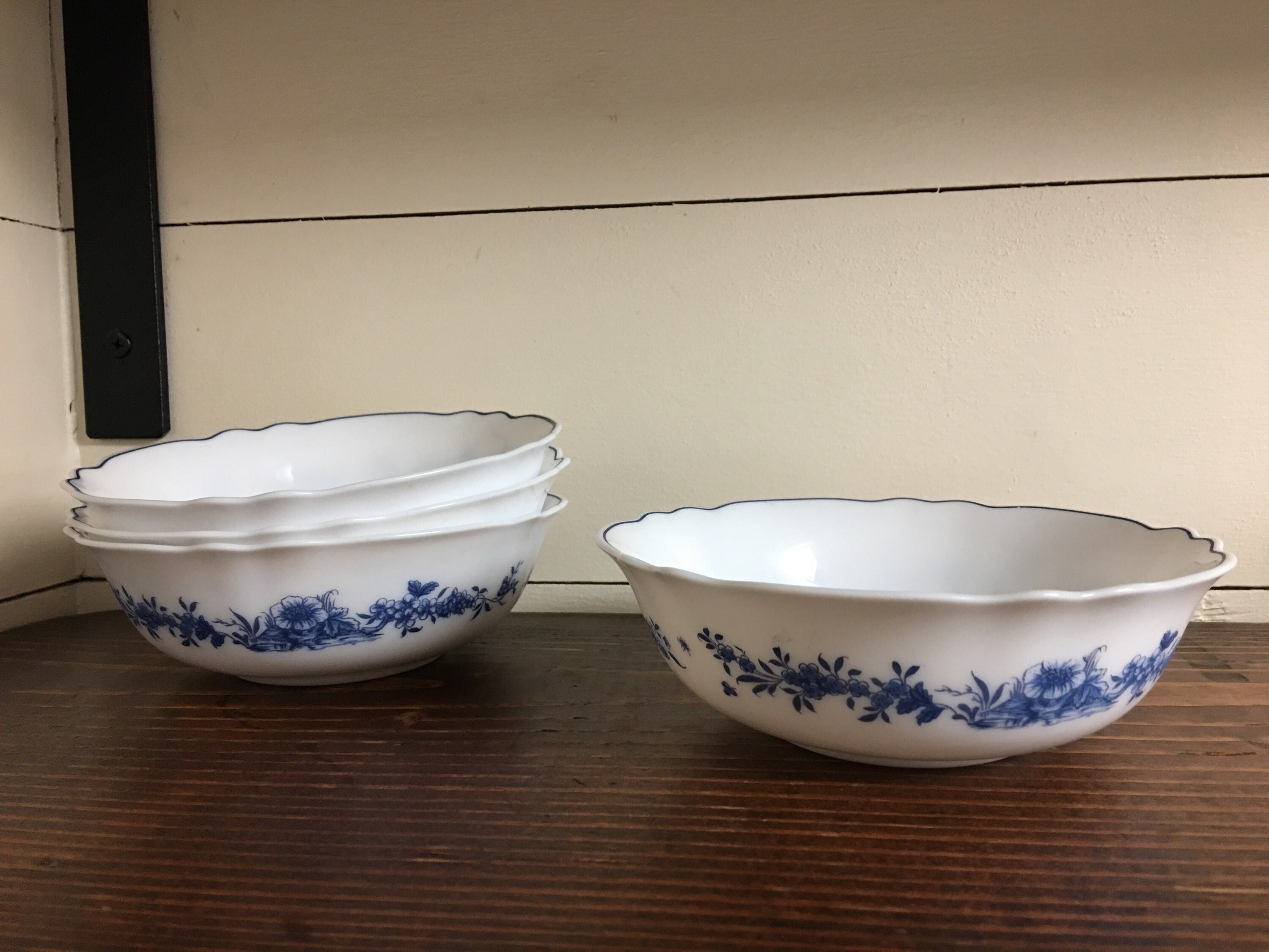 Arcopal Bowls Set of 4 Vintage Arcopal France Kalinka Pattern Blue ...