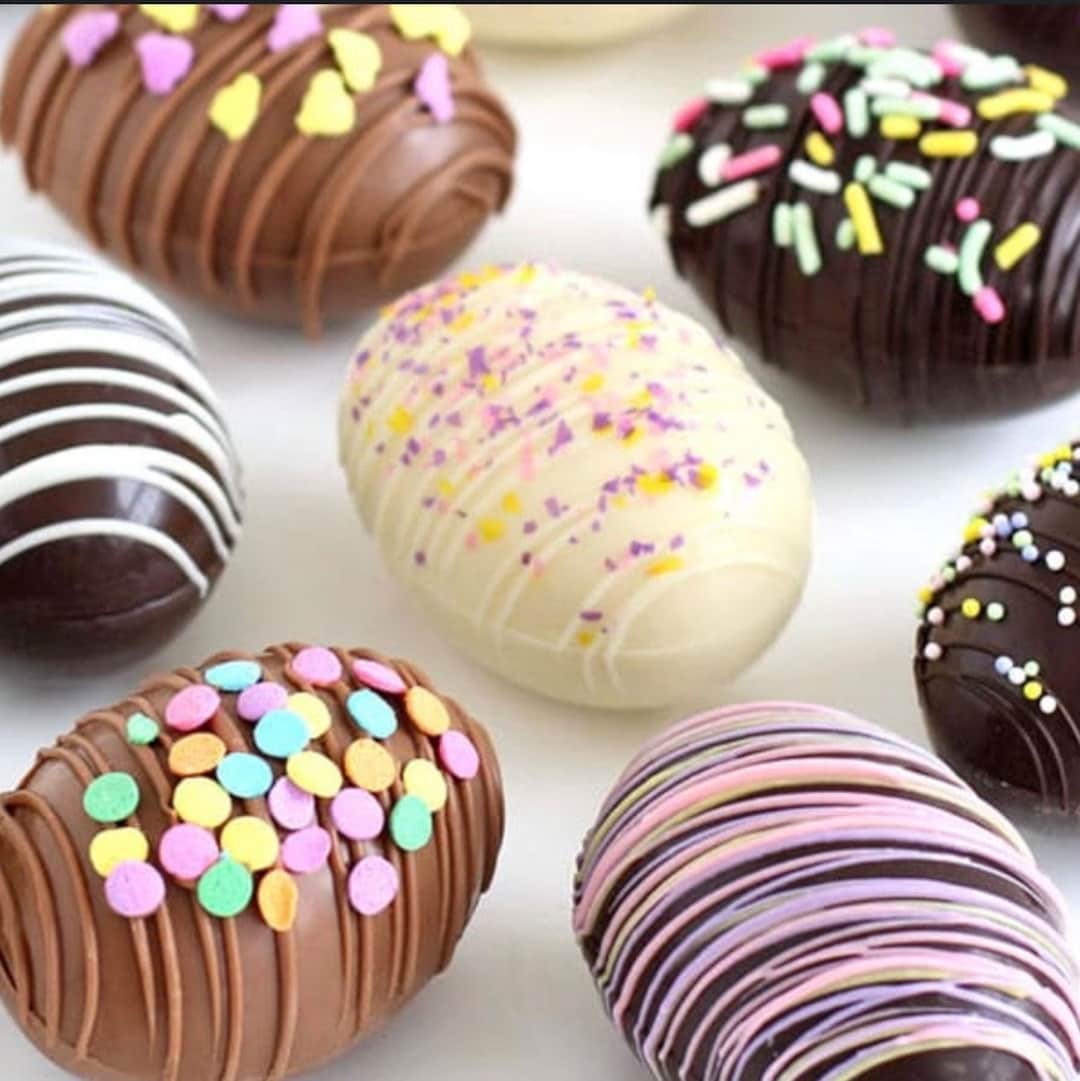 Easter Breakable Smash Chocolate - OVERSIZED Eggs Filled With Fun Jelly Belly Jelly Beans and M ...