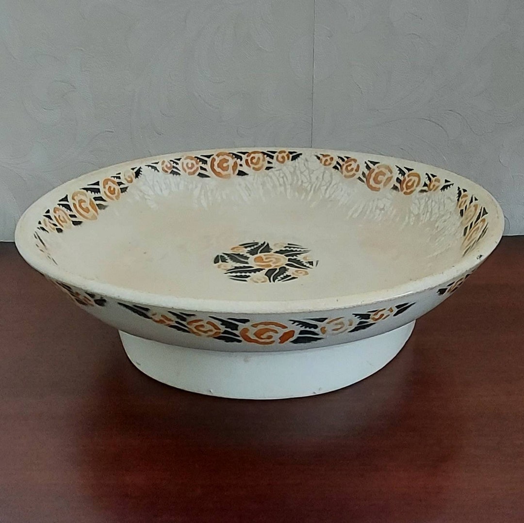 Fruit Bowl From Badonviller Fenal France Rosette From the Early ...