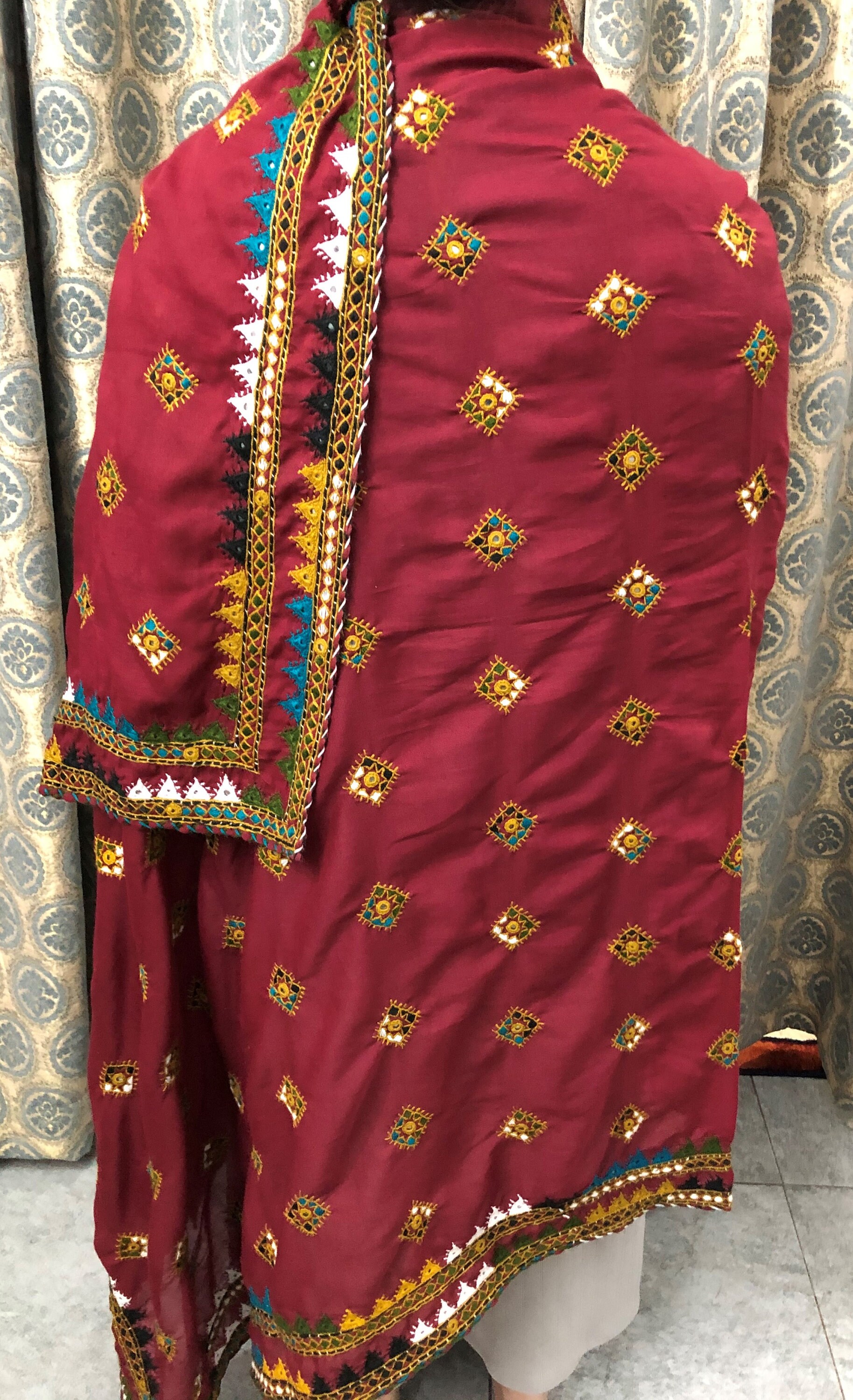 Red Handmade Shawl/ Chaddar/ Wrap Balochi Sindhi Embriodery | Etsy