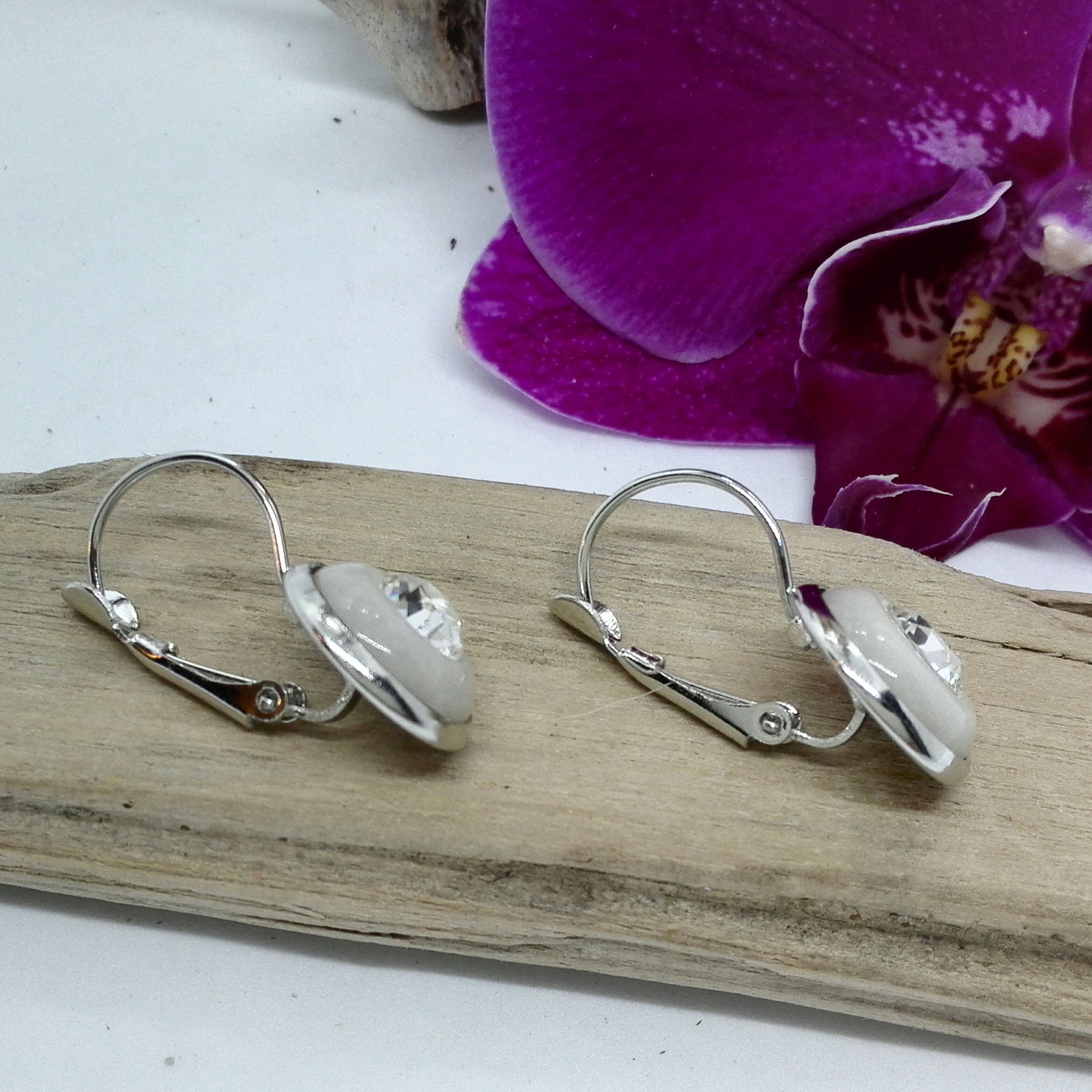 White Stainless Steel Folding Earrings With Polaris-swarovski Cabochon ...