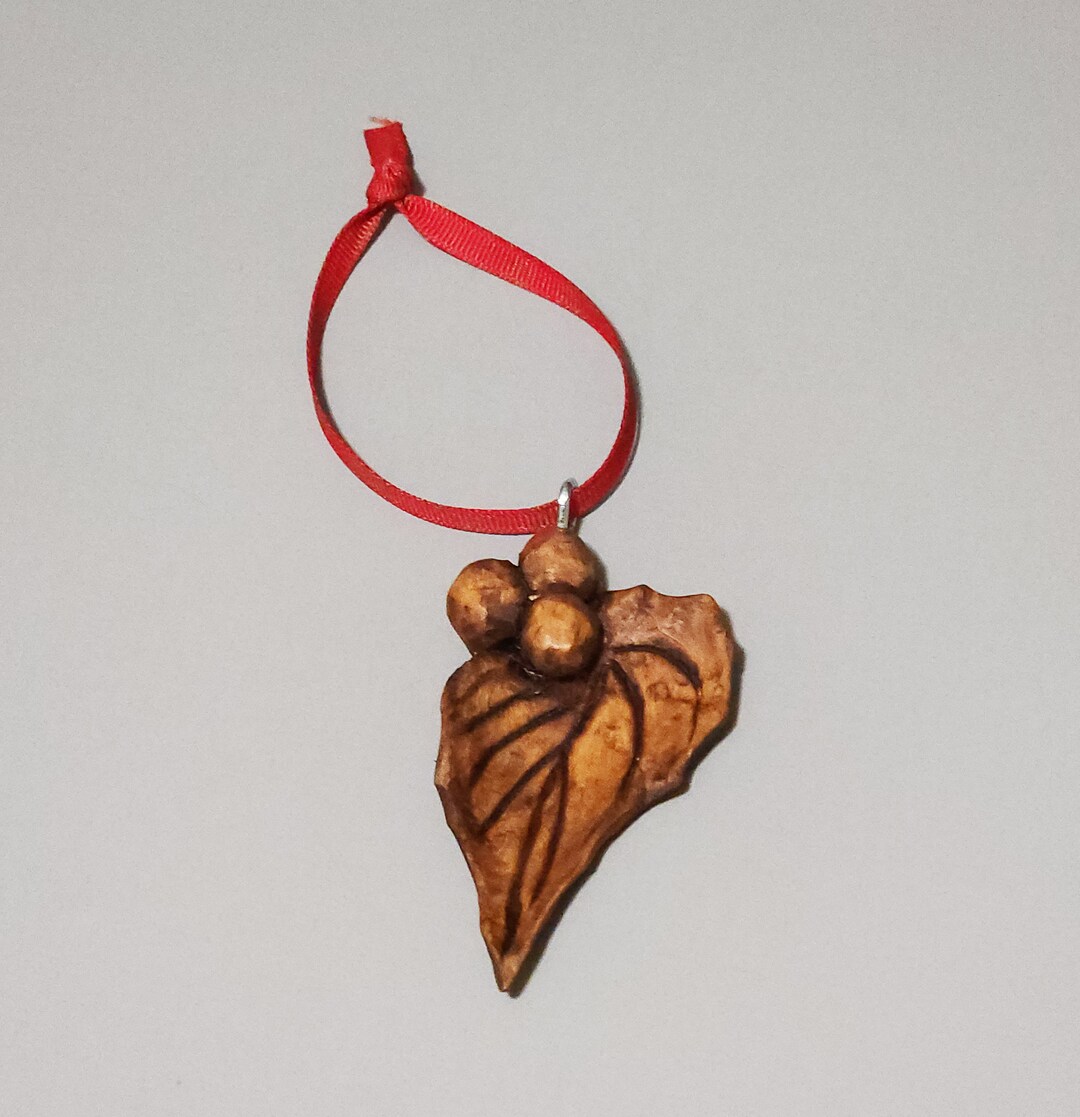 Teak Holly Leaf and Berry Christmas Ornament - Etsy