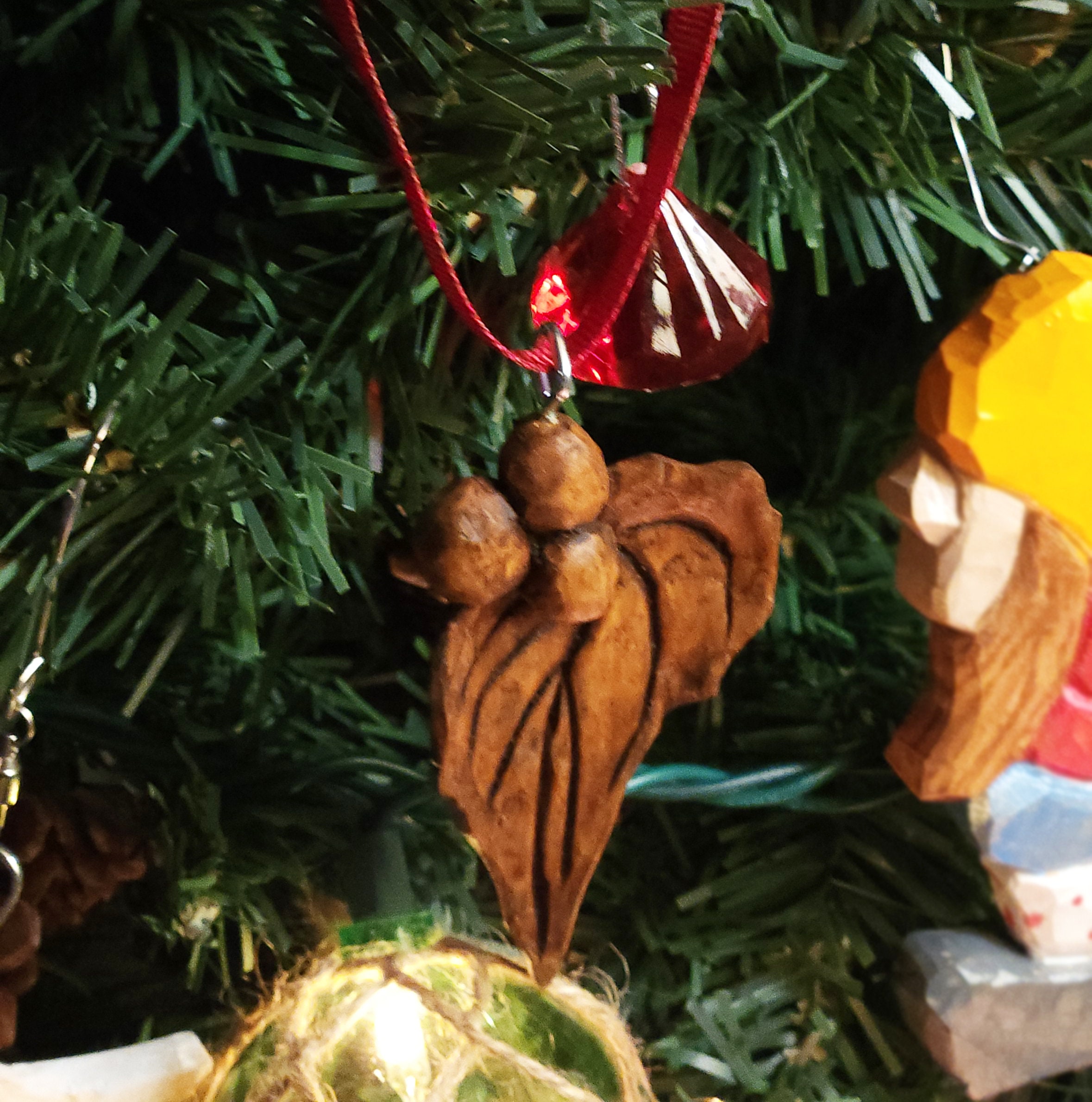 Teak Holly Leaf and Berry Christmas Ornament - Etsy