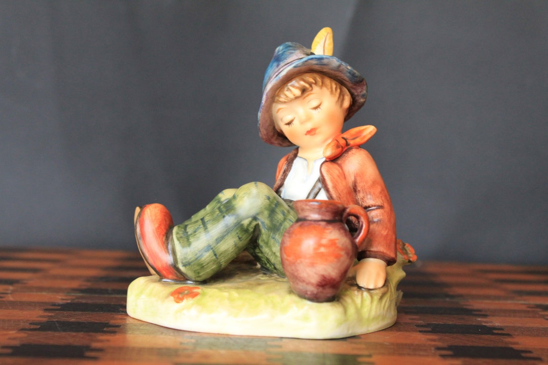 Vintage Hummel Figurine. Coffee Break, Ceramic, Cute and Kitschy ...