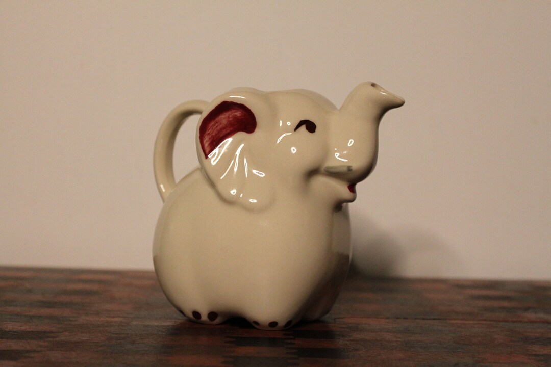 Vintage Shawnee Elephant Creamer. Small Ceramic Pitcher, White W/ Red ...