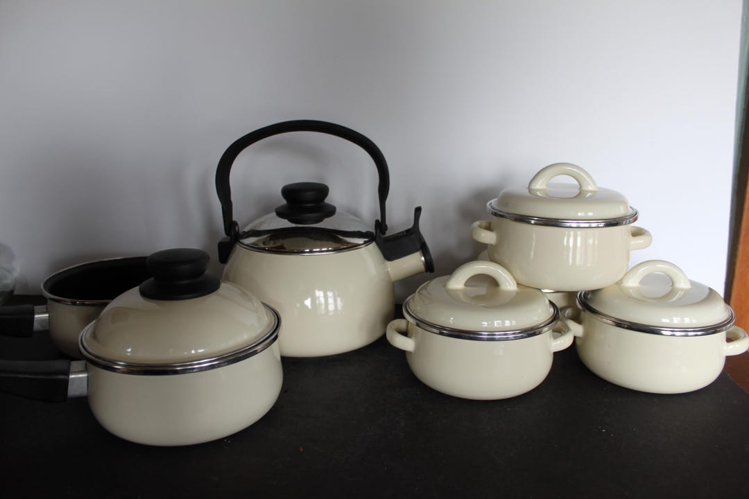 Vintage Megaware Pan. CHOICE, Teapot, Mini Quart, Saucepan, Mint ...
