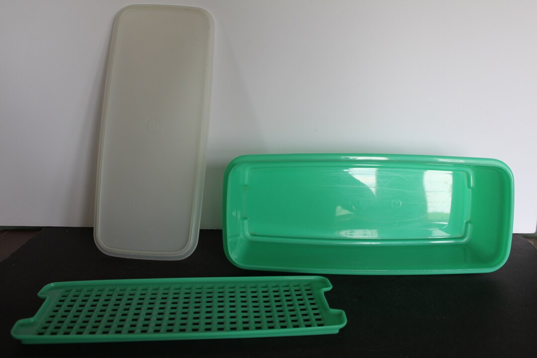 Vintage Jade Green Tupperware Bread Box. Vegetable Crisper Bin, Number ...