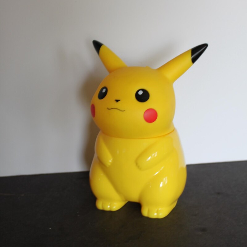 Pikachu Drinks Bottles - Etsy