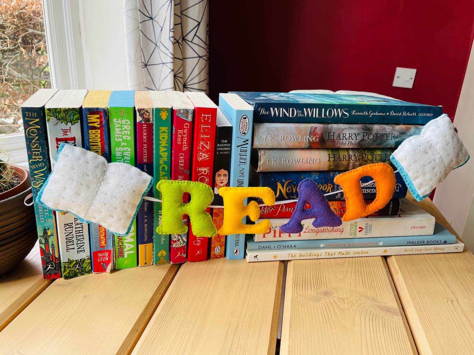 Reading Corner Sign Reading Bunting Book Corner Sign - Etsy