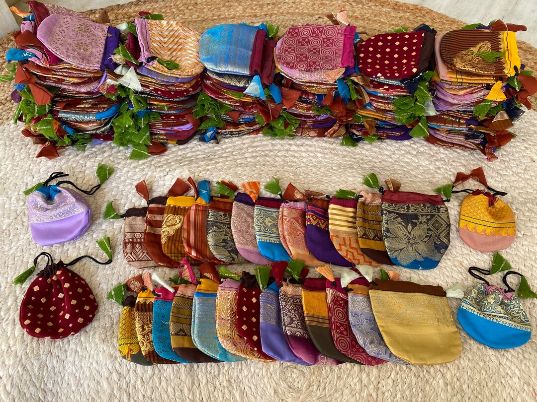 Jewellery Silk Pouch, Gift Pouch, Saree Pouch, Zari Pouch, Colourful ...