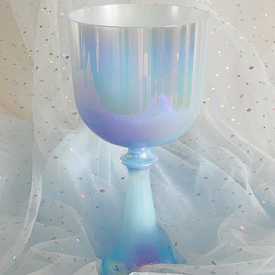 SAINT BLUE, Crystal Singing Chalice, in Heart Chakra, 4th Oct 432hz - Etsy