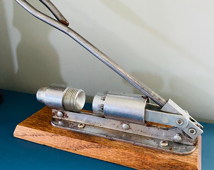 Vintage Reeds Rocket Nut Cracker - Etsy