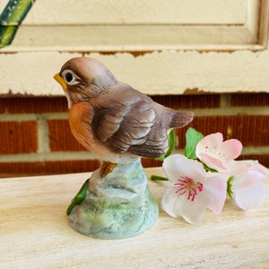 Porcelain Robin/ Bird Figurine Made by Andrea by Sadek - Etsy
