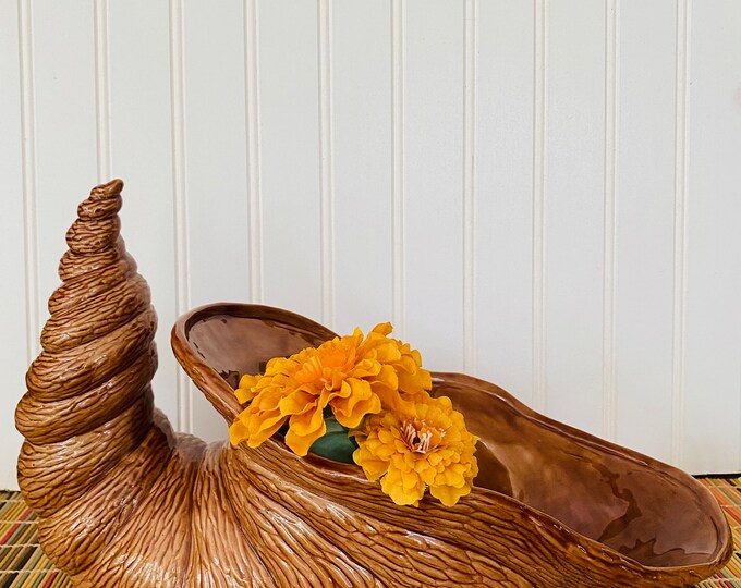 Mid Century Ceramic Cornucopia/horn of Plenty Vase Pair by Crownford ...