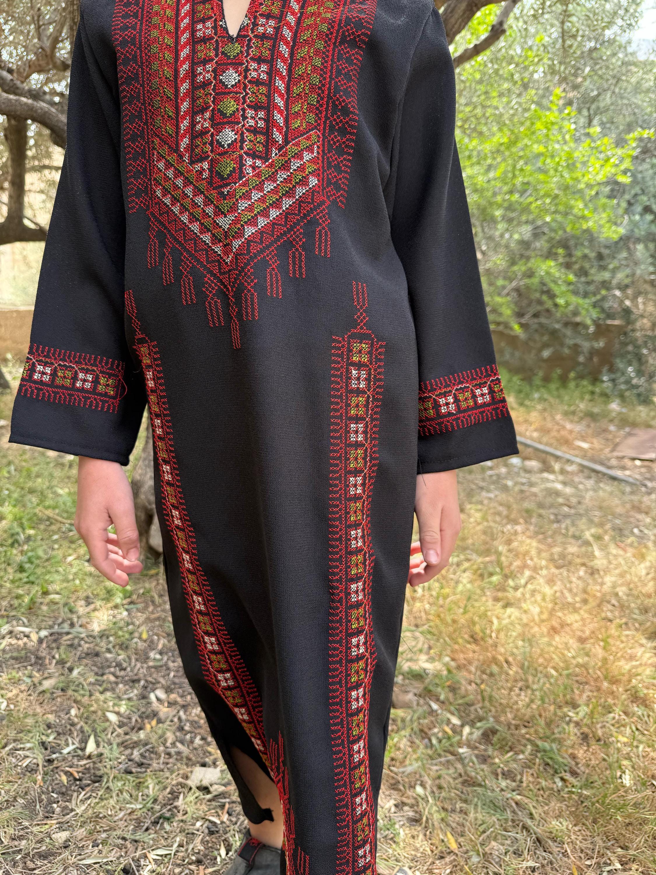 Kids Palestinian Thobe – Traditional Tatreez Embroidery, Black Girls ...
