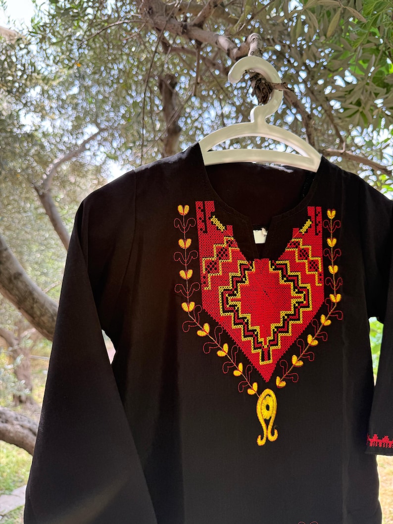 Kids Dress - Palestinian Black Thobe for Girls - Traditional Arabic Red ...