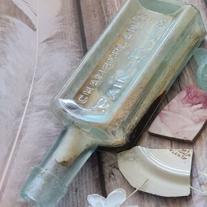 Antique Chamberlain’s PAIN BALM - Some Original Product! | Quack ...