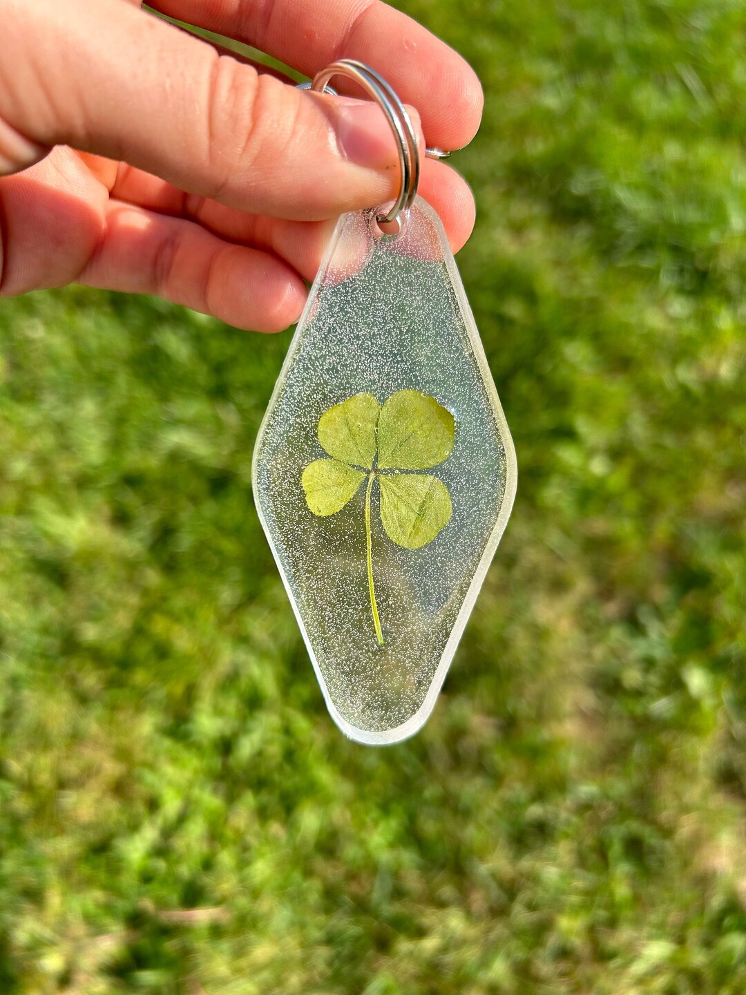 Four Leaf Clover Motel Keychain, Lucky Keychain, Gift for Her, Hotel ...