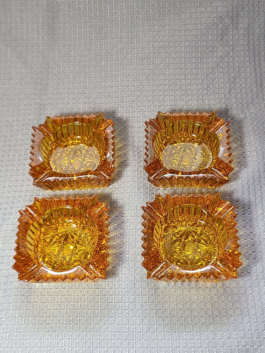 Amber Daisy & Button Ashtrays ~set of 4 - Etsy