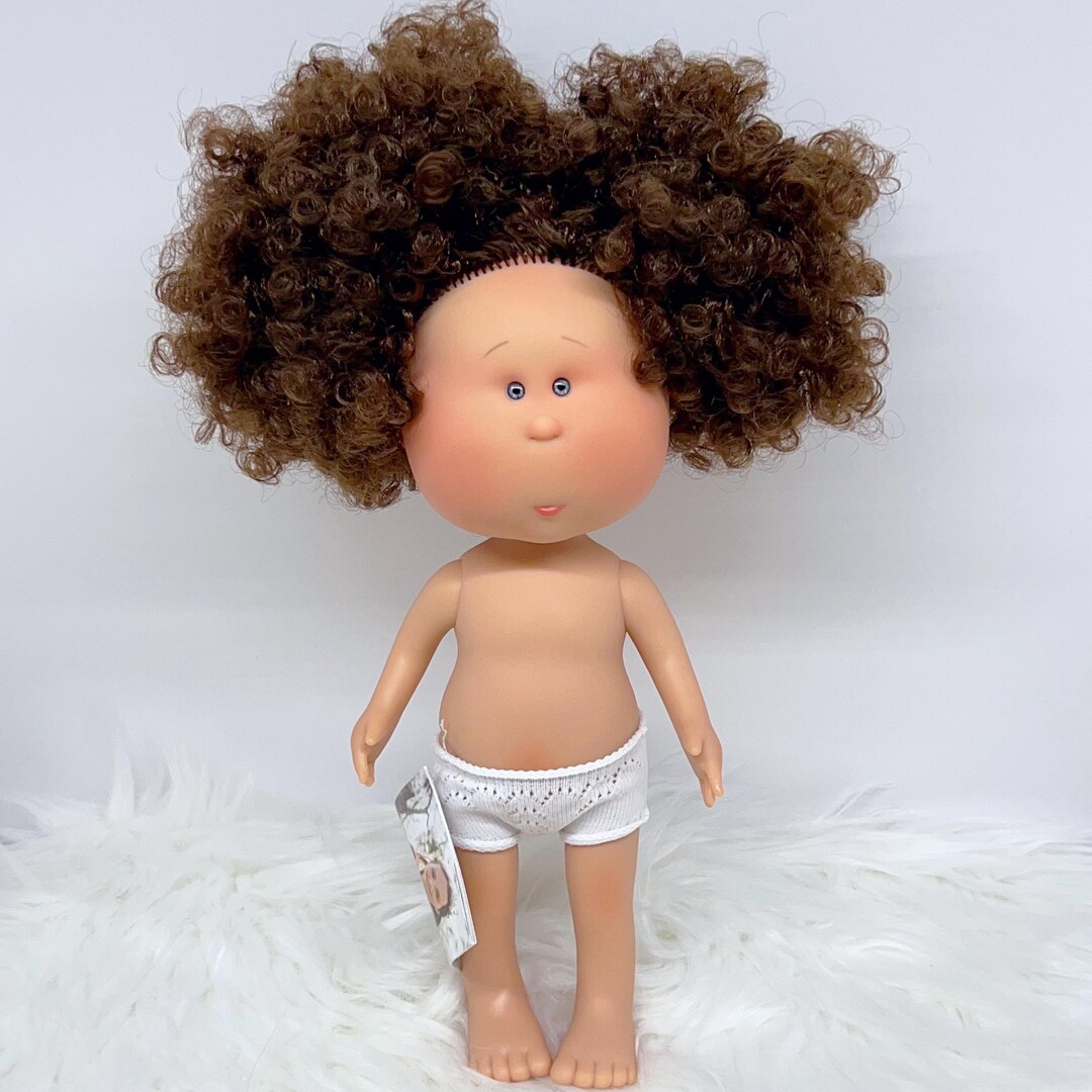 Nines Artesanals D'onil Regular 12 Mia Doll Chestnut Brown Super Curly ...