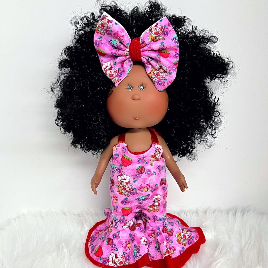 Nines Artesanals D'onil Custom 12” Mia Groovy Strawberry Shortcake Girl ...
