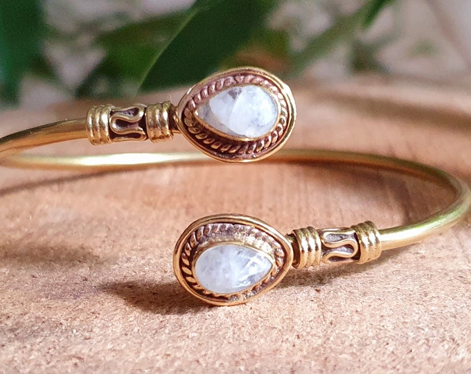 Bali Bracelet / Pierre de Lune / Laiton / Jonc /Boho / Bangle / Tribal ...