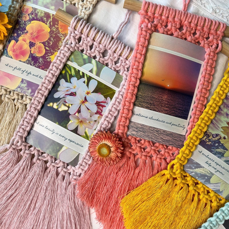 Macrame Photo Hanger - Etsy