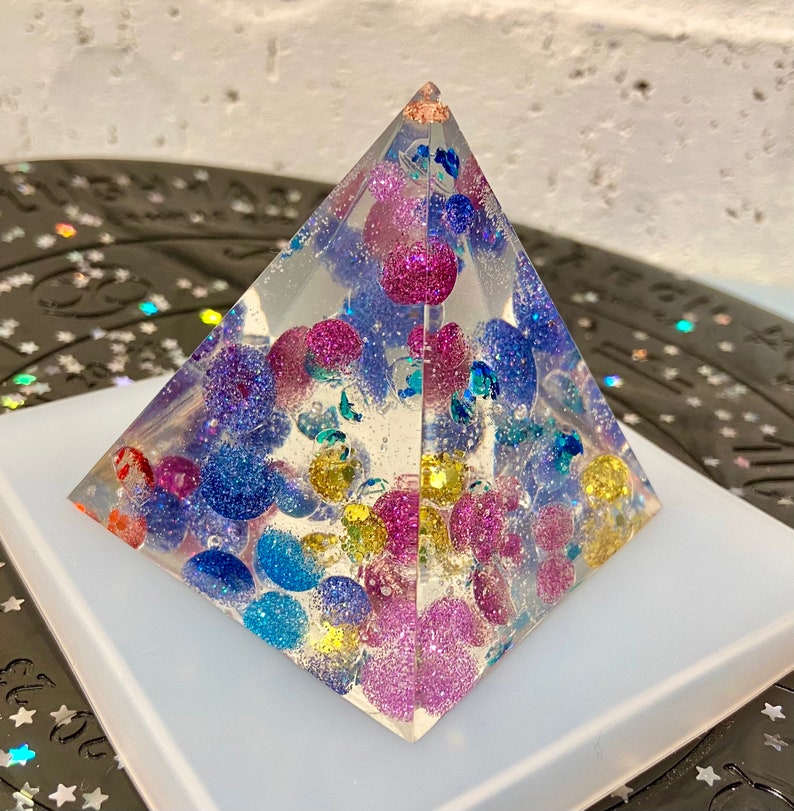 Colorful Rainbow Polka Dot Pyramid - Etsy